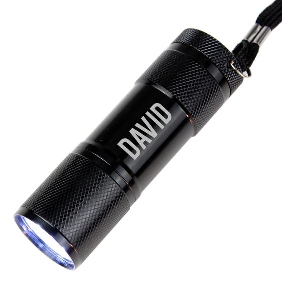 Bulk Custom Gifts | B2B Corporate Gifting | Office Employee